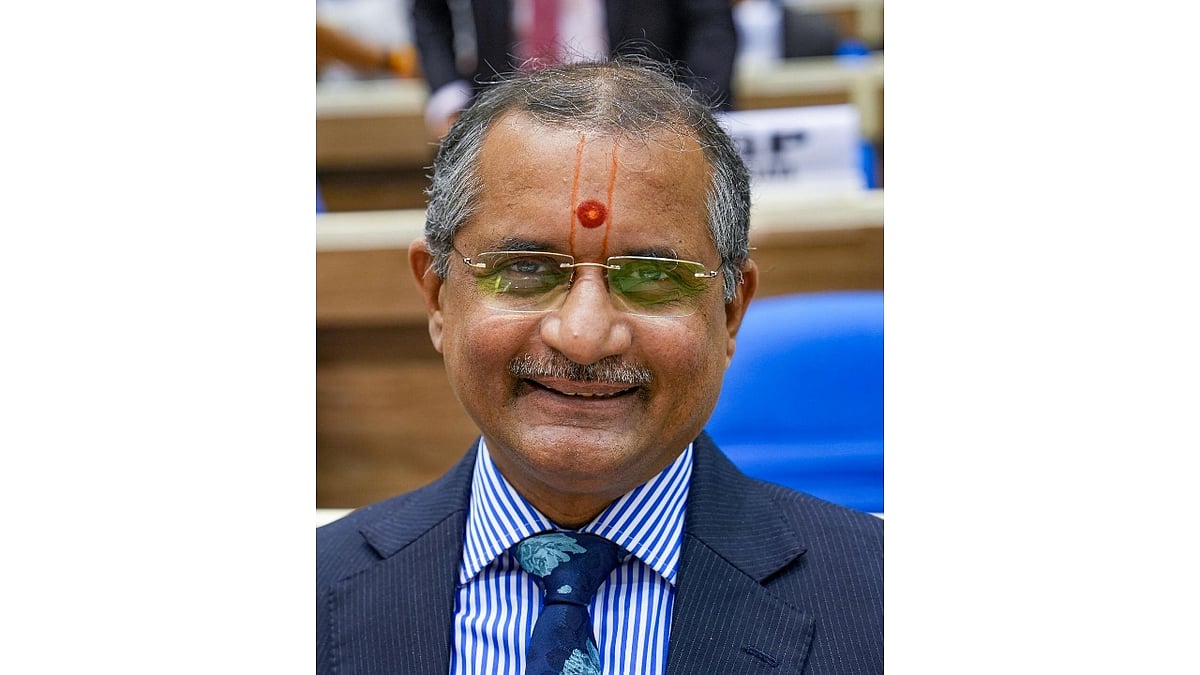 Manoj Soni takes oath as UPSC chairman