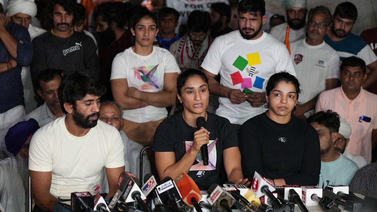 'Minor' girl's uncle claims wrestlers misleading his family, using them ...