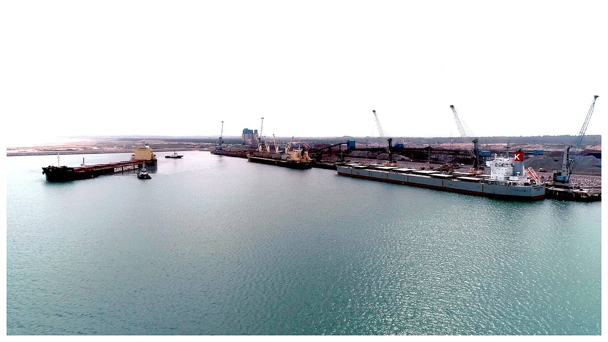 Gopalpur port sets national record in cargo handling
