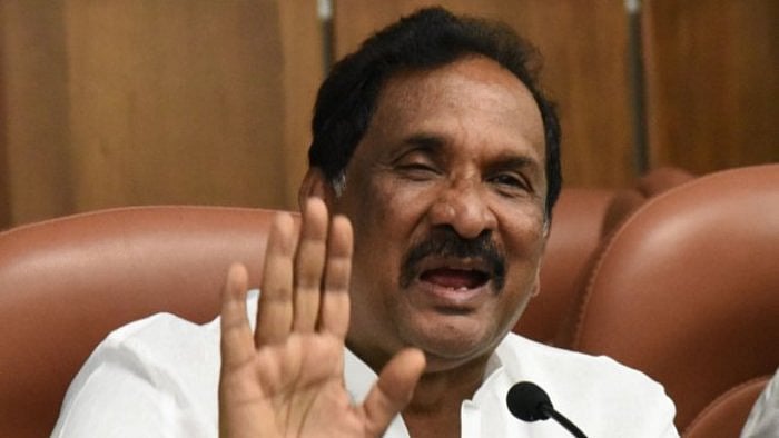 Karnataka Energy minister to fast track solarisation of IP sets, feeders