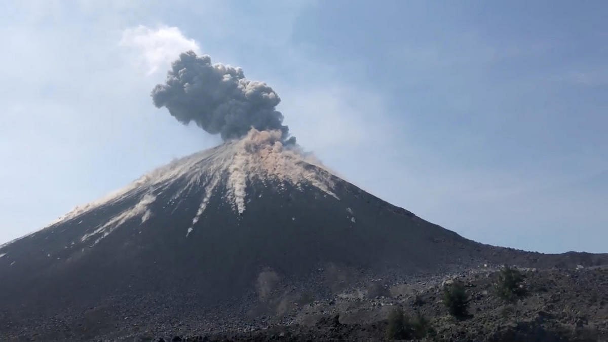 IMD Alert: Ethiopia Volcano Ash to Clear India by 7:30 PM| Volcanic Ash ...