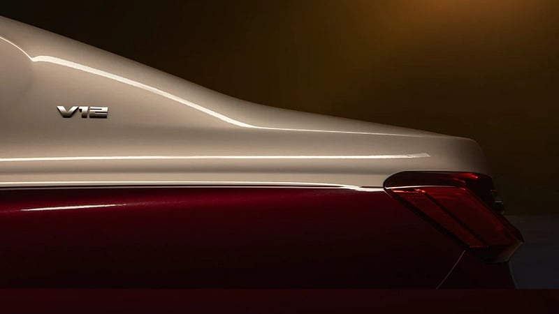 BMW unveils its all new 7 series two-tone special edition; see pics