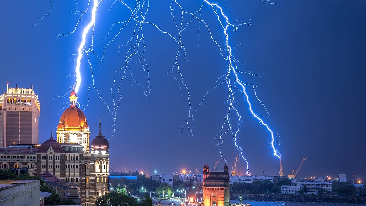 Mumbai Monsoon: Electrifying lightning photos by Ujwal Puri