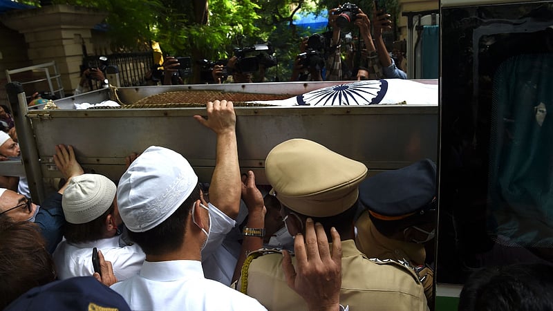 Dilip Kumar buried with state honours in Mumbai; See Pics