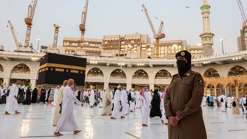 In a first, Saudi women soldiers stand guard in Islam's holiest site, Mecca