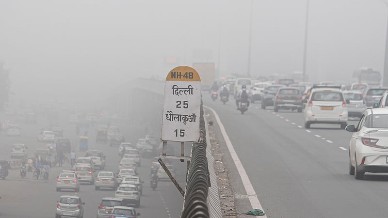 In Pics | Delhi-NCR witnesses season's first fog