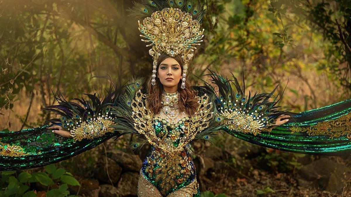 In Pics | Sargam Koushal brings back Mrs World title to India after 21 ...