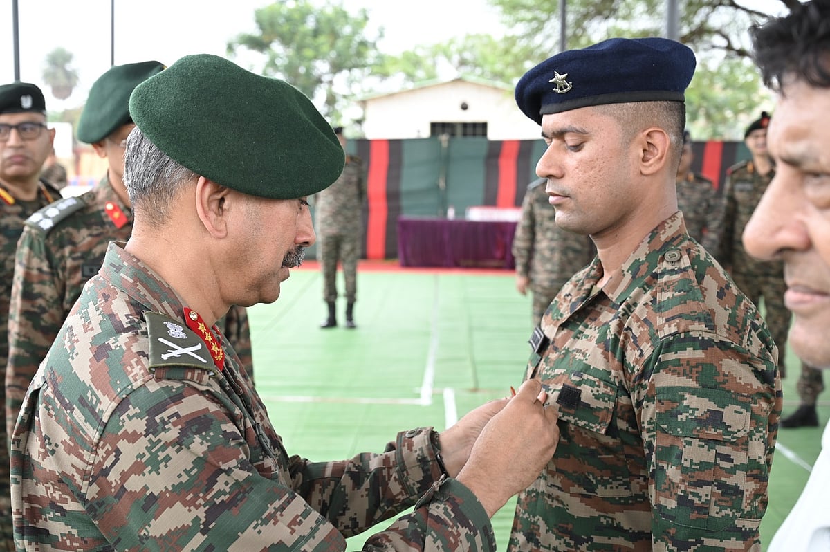 Lt Gen Subramani visits COSA HQs & Naya Raipur Military Station