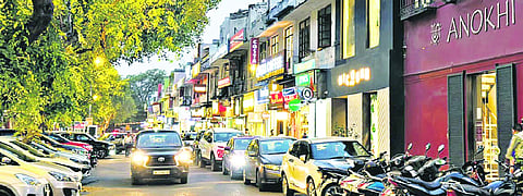 Khan Market Outlets Guide 2026 | Shopping, Cafes, Fashion & Lifestyle
