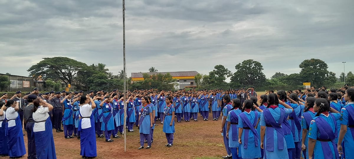 SMS Academy of Central Education scouts shine at state-level camp