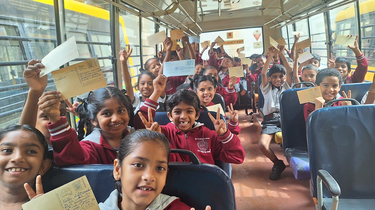 RV Public School students experience postal system on a field trip