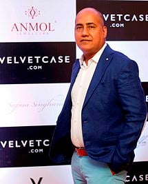 Anmol makes its debut in e-commerce with Velvetcase.com t