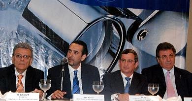 Industry leaders join in launch of Panama Diamond Exchange