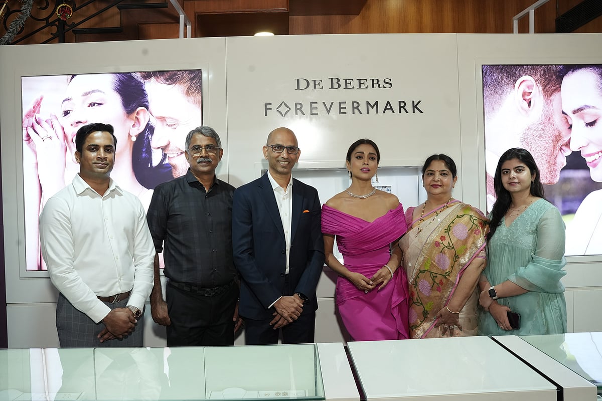 Sunny Diamonds Presents an Exclusive Showcase of De Beers Forevermark ...