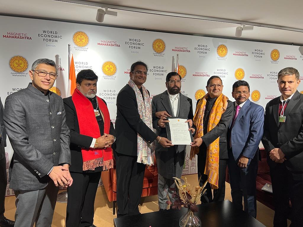 Davos Witnesses Historic Signing of MOU by Mah & GJEPC for developing ...