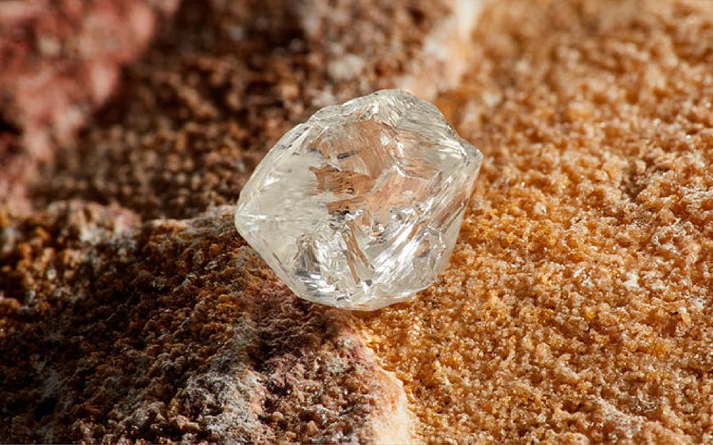 De Beers, Endiama Announce Discovery of New Kimberlite Field in Angola