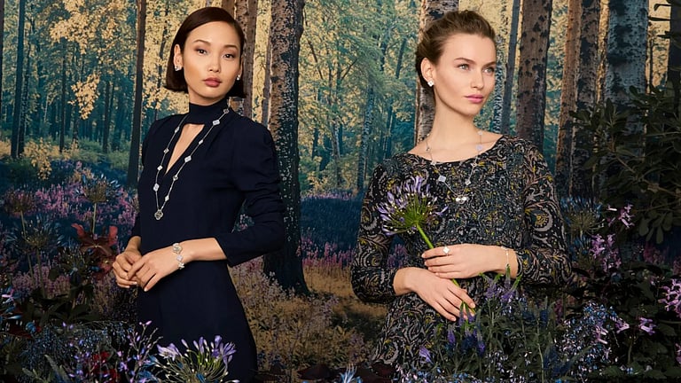 Van Cleef & Arpels Elevates Alhambra Collection with Transformable ...