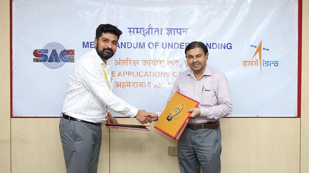 ISRO and SAC Signed Partnership with Nav Wireless for Optical Wireless ...