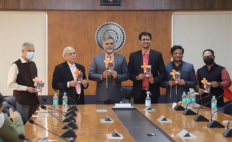 Nanoclean India, IIT Delhi, IIT Delhi Startup, Wearable Air Purifier ...