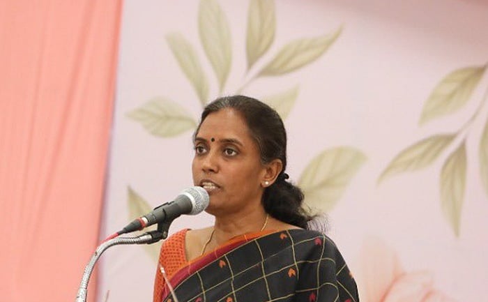 Meta Title: விஜயதரணி பாஜக இணைவு: ஜோதிமணி எம்.பி குற்றச்சாட்டு | தேச ...