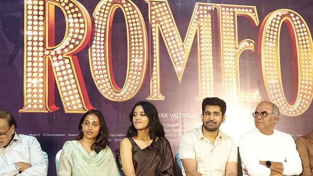 ரோமியோ திரைப்படம்: செய்தியாளர் சந்திப்பு மற்றும் ஆக்கபூர்வமான புகைப்படங்கள்