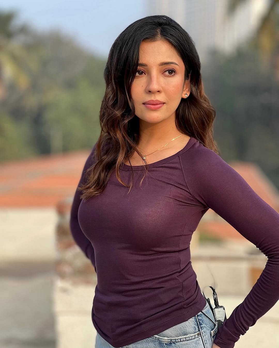 மார்டன் பியூட்டி.. பர்கா சிங்!