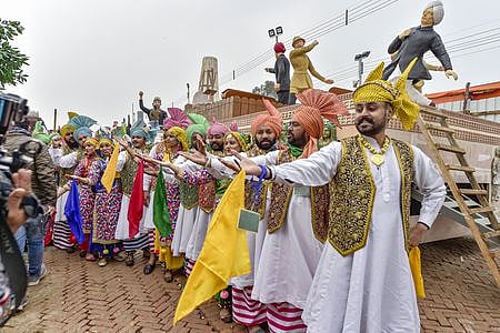 Republic Day Parade: Participation of 25 decorative parties