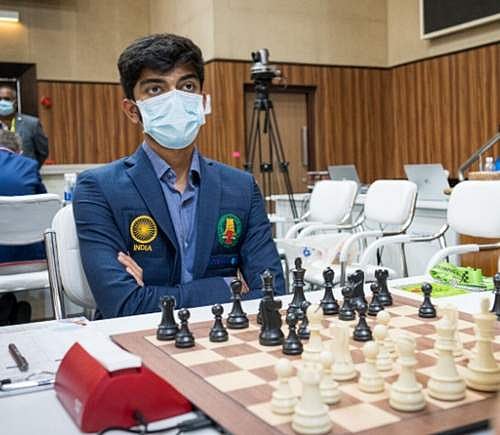 குகேஷின் ஆக்ரோஷமான ஆட்டம்-நிலைகுலைந்த கிராண்ட்மாஸ்டா்கள்