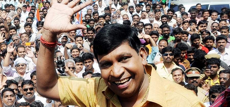 Ace Tamil comedian Vadivelu happy birthday