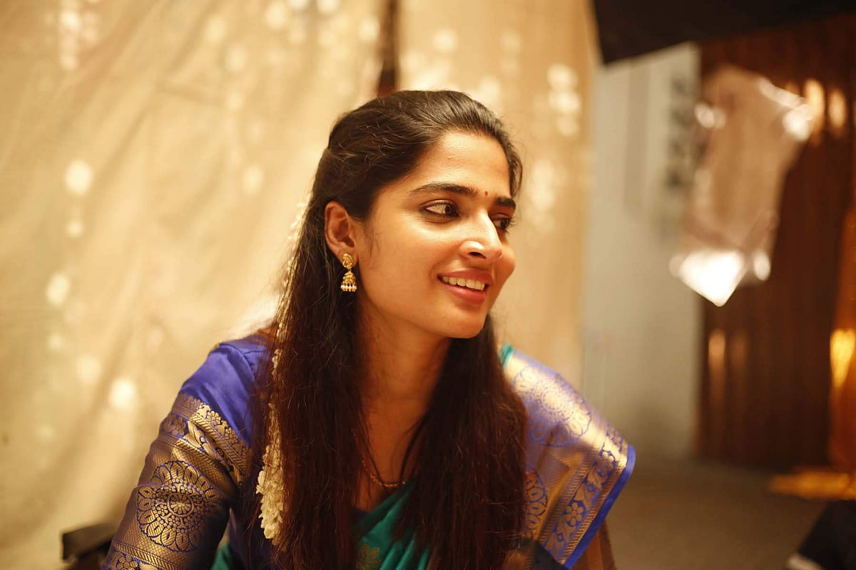 Stills from action movie Buffoon