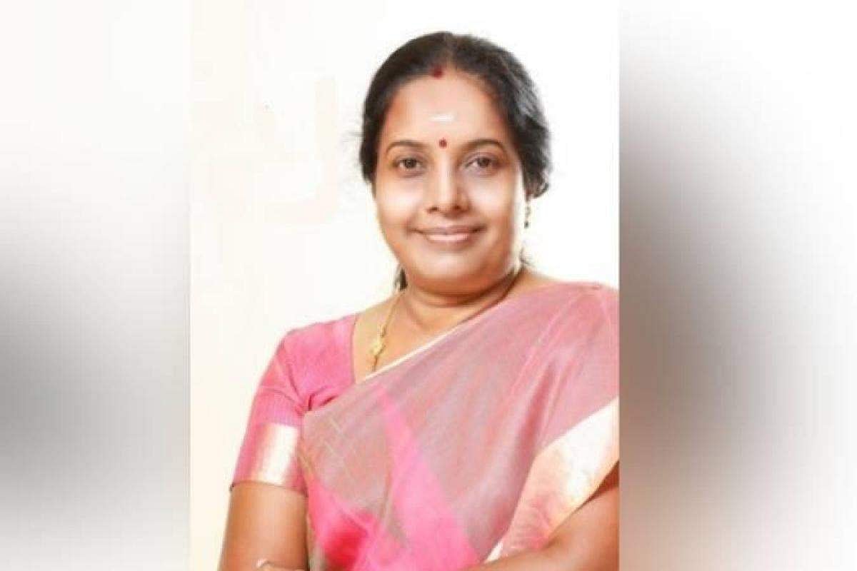 Helicopter service to major temples in Tamil Nadu: Vanathi Srinivasan