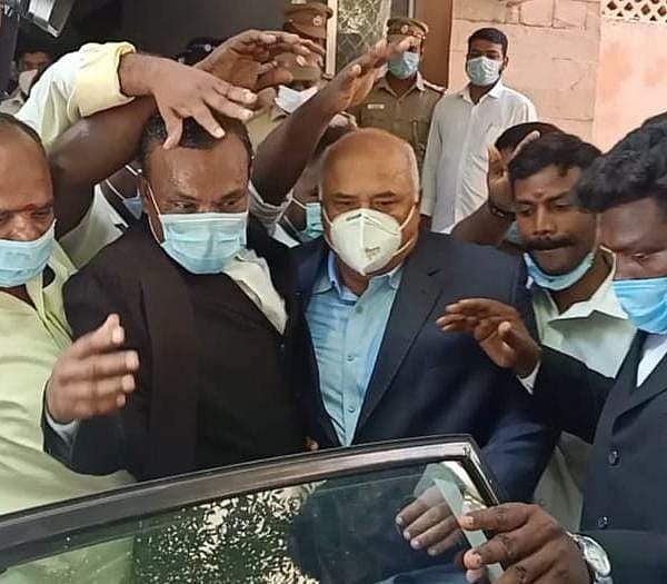 தண்டனையை நிறுத்திவைக்கக் கோரிய ராஜேஷ் தாஸ் மனு தள்ளுபடி