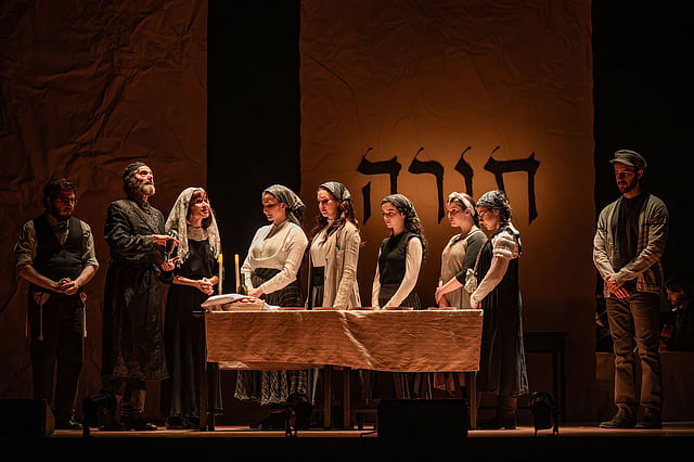 Fiddler on the Roof in Yiddish