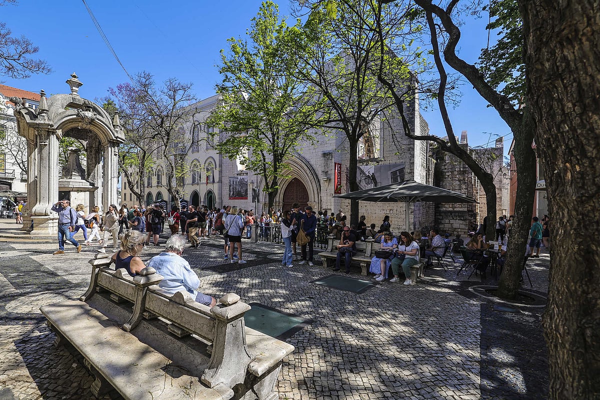 Abertura ao Público: Quartel do Carmo até 10 de Maio
