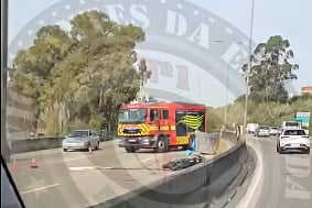 Motociclista morre em acidente no IC19 no sentido Sintra-Lisboa
