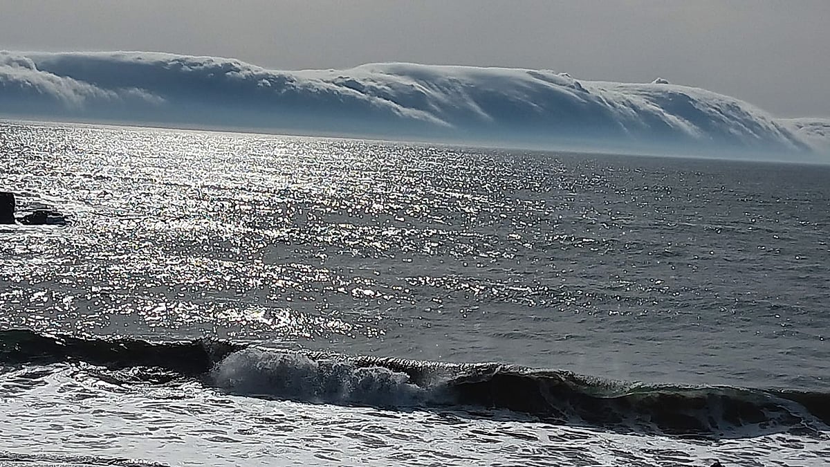 Fenômeno Meteorológico: Nuvem Rolo Surpreende Praias Portuguesas