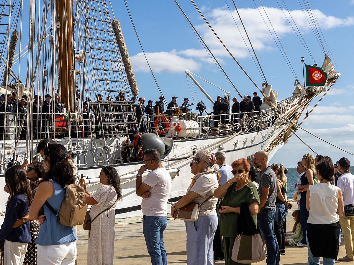 Missão Internacional: Navio-Escola Sagres com 46 Cadetes a Bordo