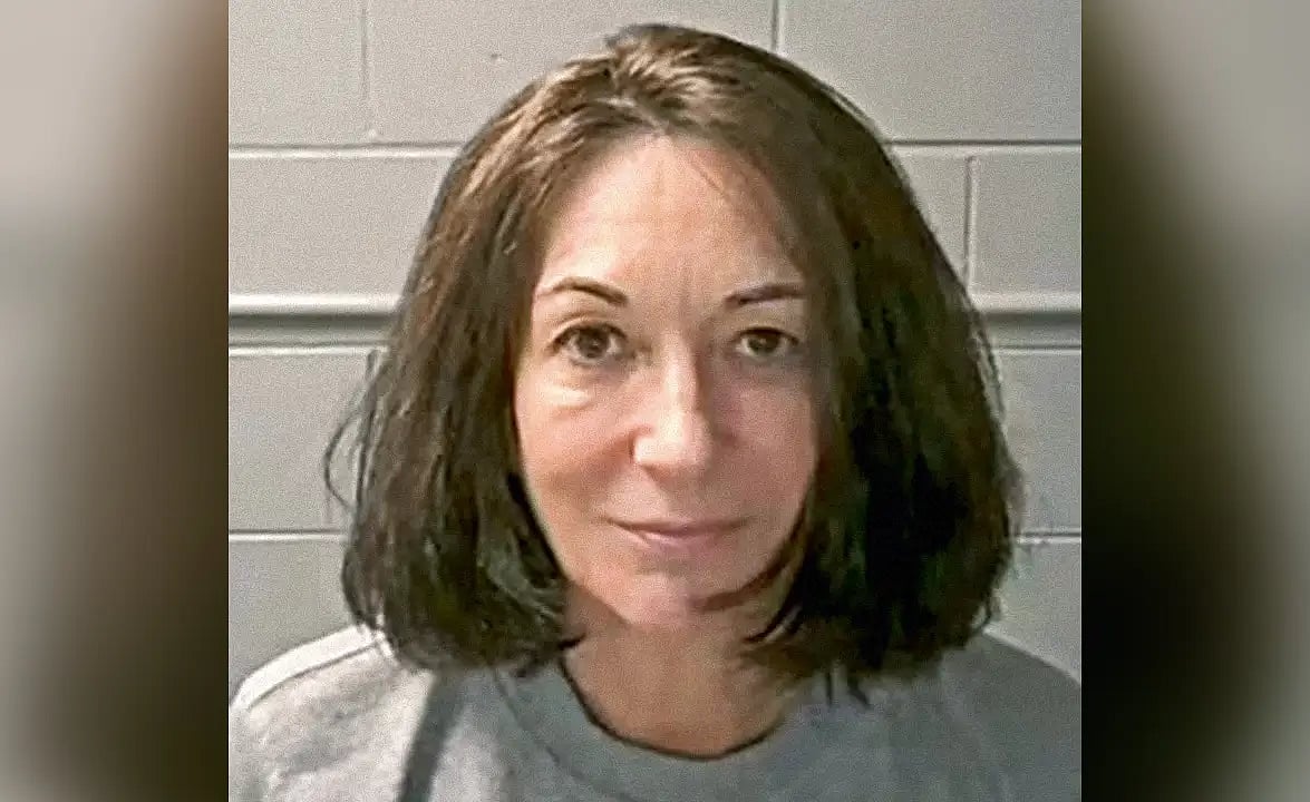 Família de Ghislaine Maxwell ficou “chocada” com detenção do ex ...