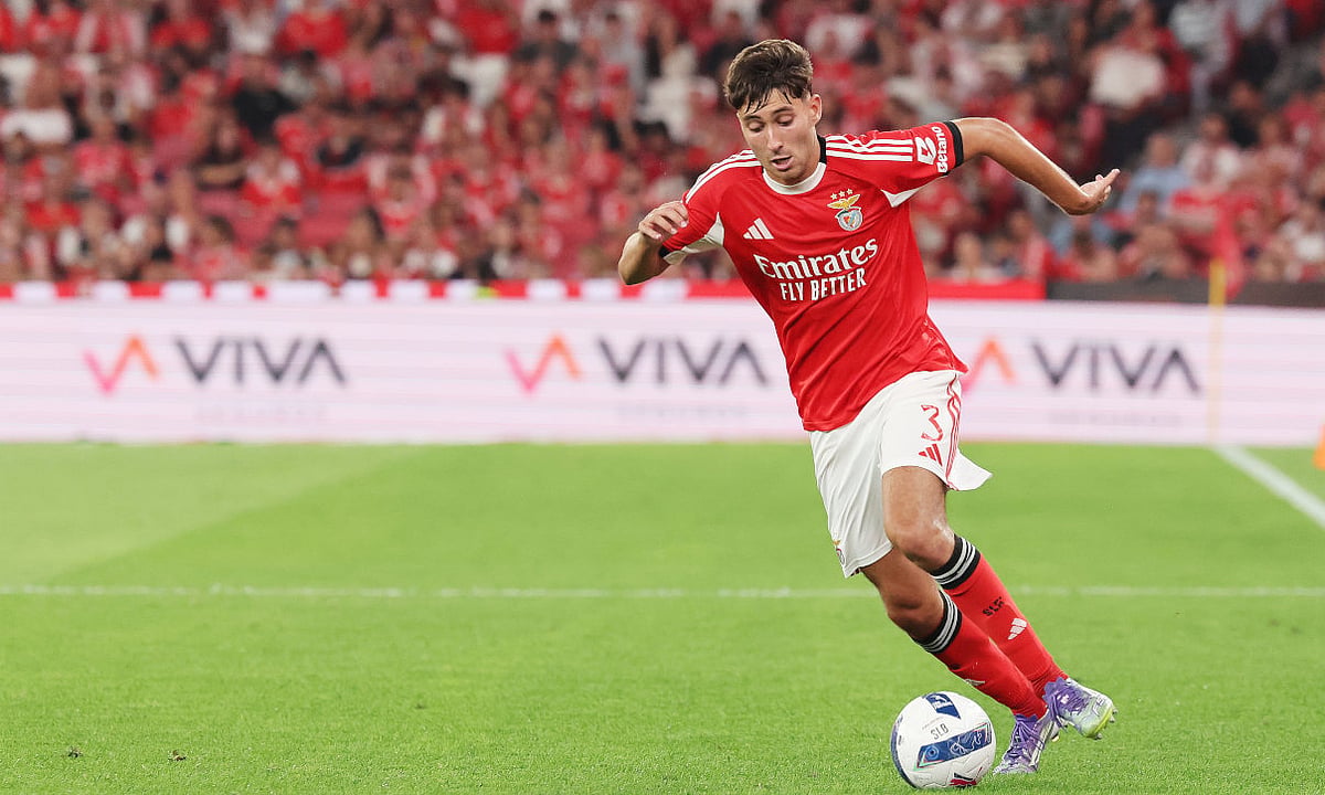 Benfica anuncia empréstimo de Rafael Obrador ao Torino