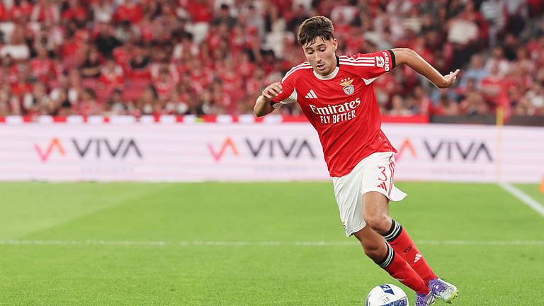 Benfica anuncia empréstimo de Rafael Obrador ao Torino