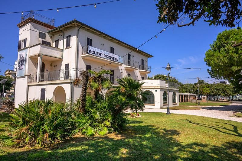 Autarquia italiana compra mansão de férias de Mussolini para não cair ...