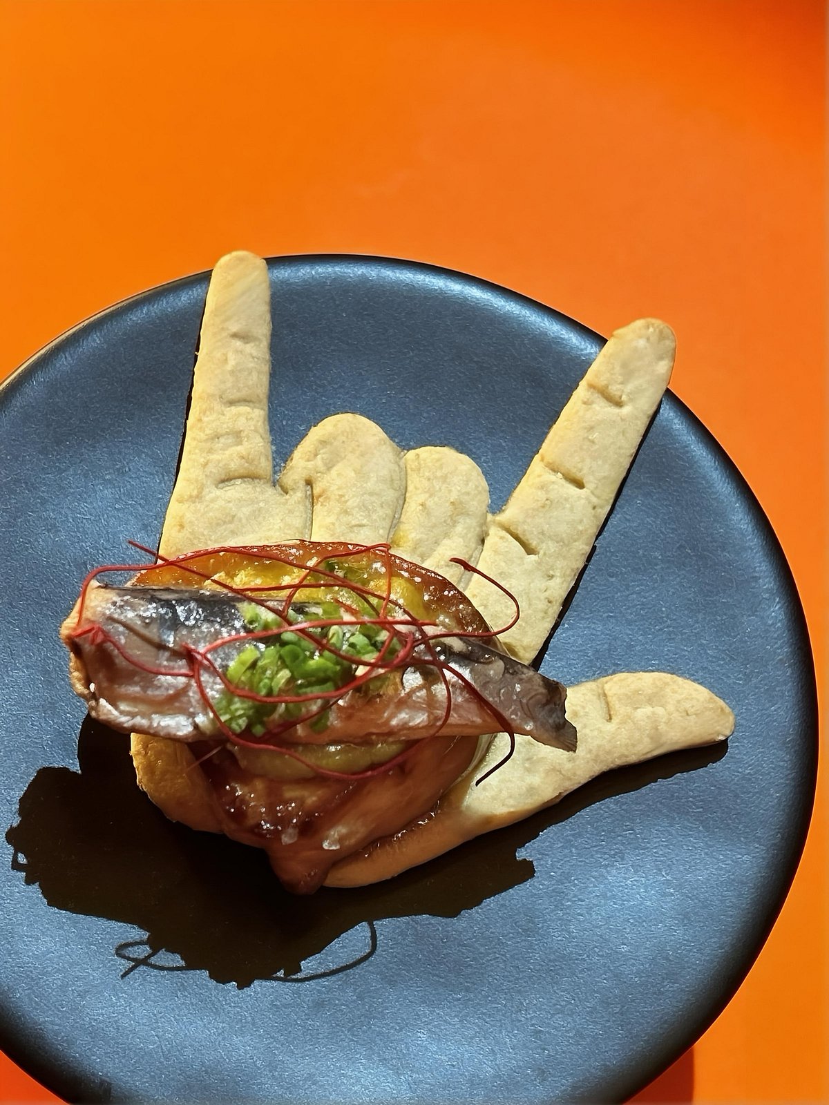Tasca Bica em Lisboa: o frango piri-piri criativo do chef brasileiro ...