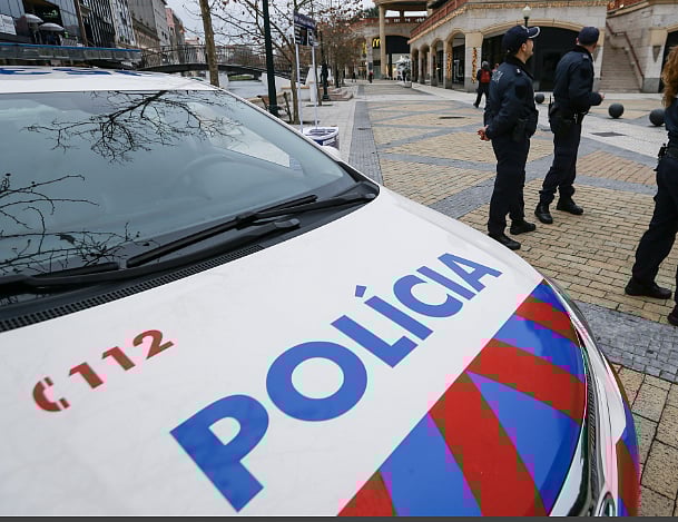 Cinco detidos por tráfico de droga em bairro social de Braga