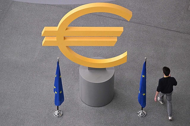 Impacto da Guerra no Médio Oriente: Zona Euro Enfrenta Crescimento ...