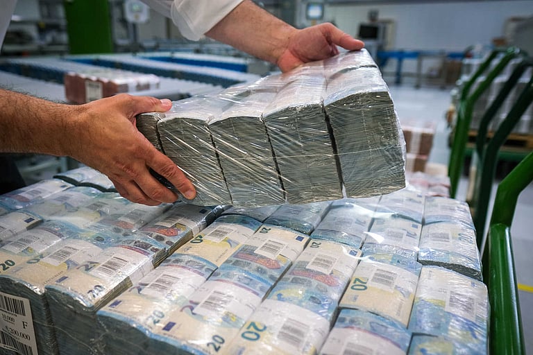 Economia Portuguesa: Aumento de 2,4% no PIB no 3.º Trimestre de 2025