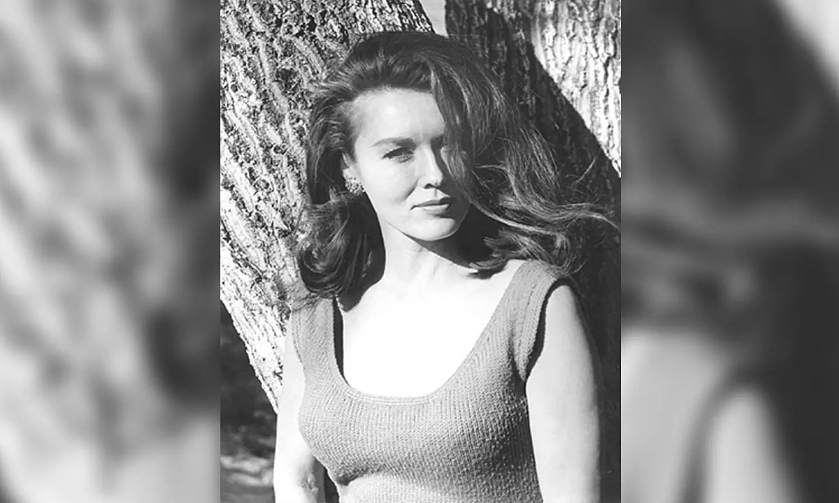 Elaine Devry, fourth wife of Mickey Rooney, passes away at 93