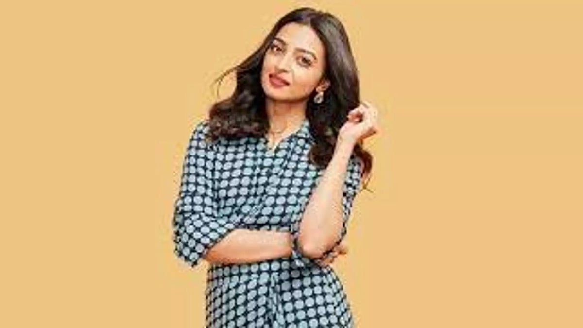 Radhika shares airport ordeal, claims passengers were locked on ...