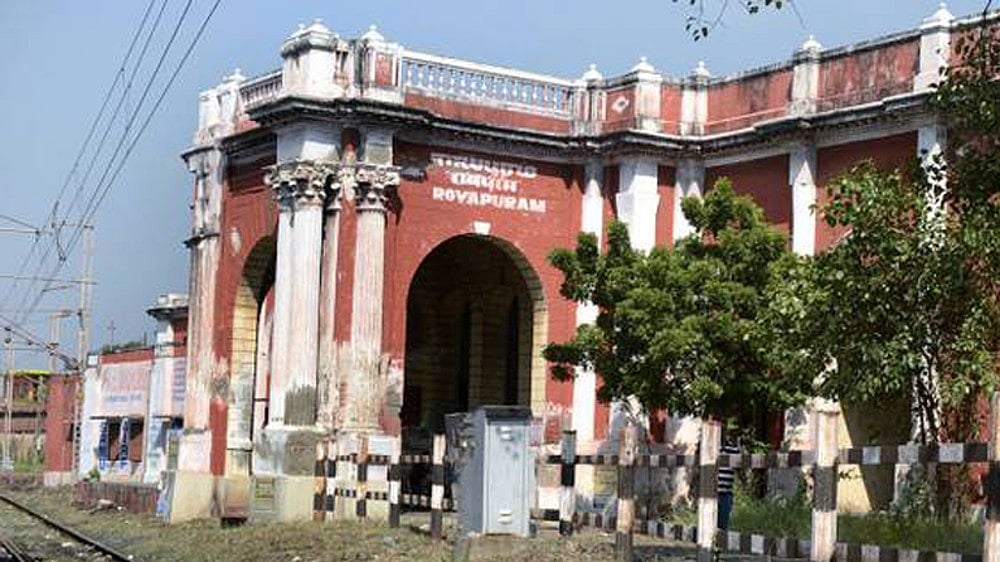 Royapuram raves a roaring past