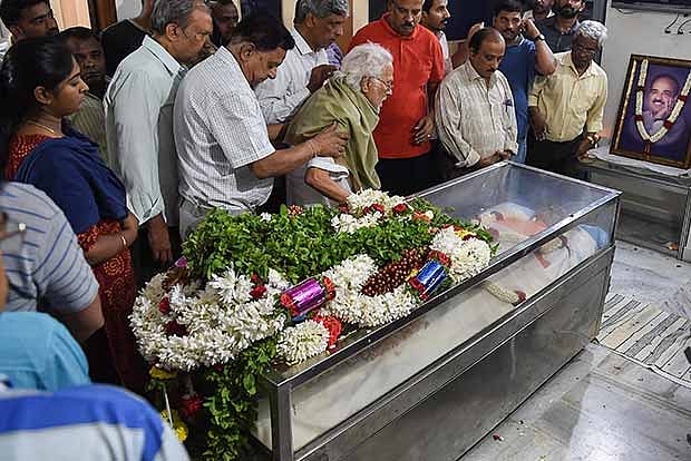 State funeral for Ananth Kumar, Tricolour to fly at half-mast