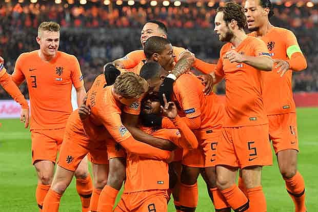 Dutch delight in win over France